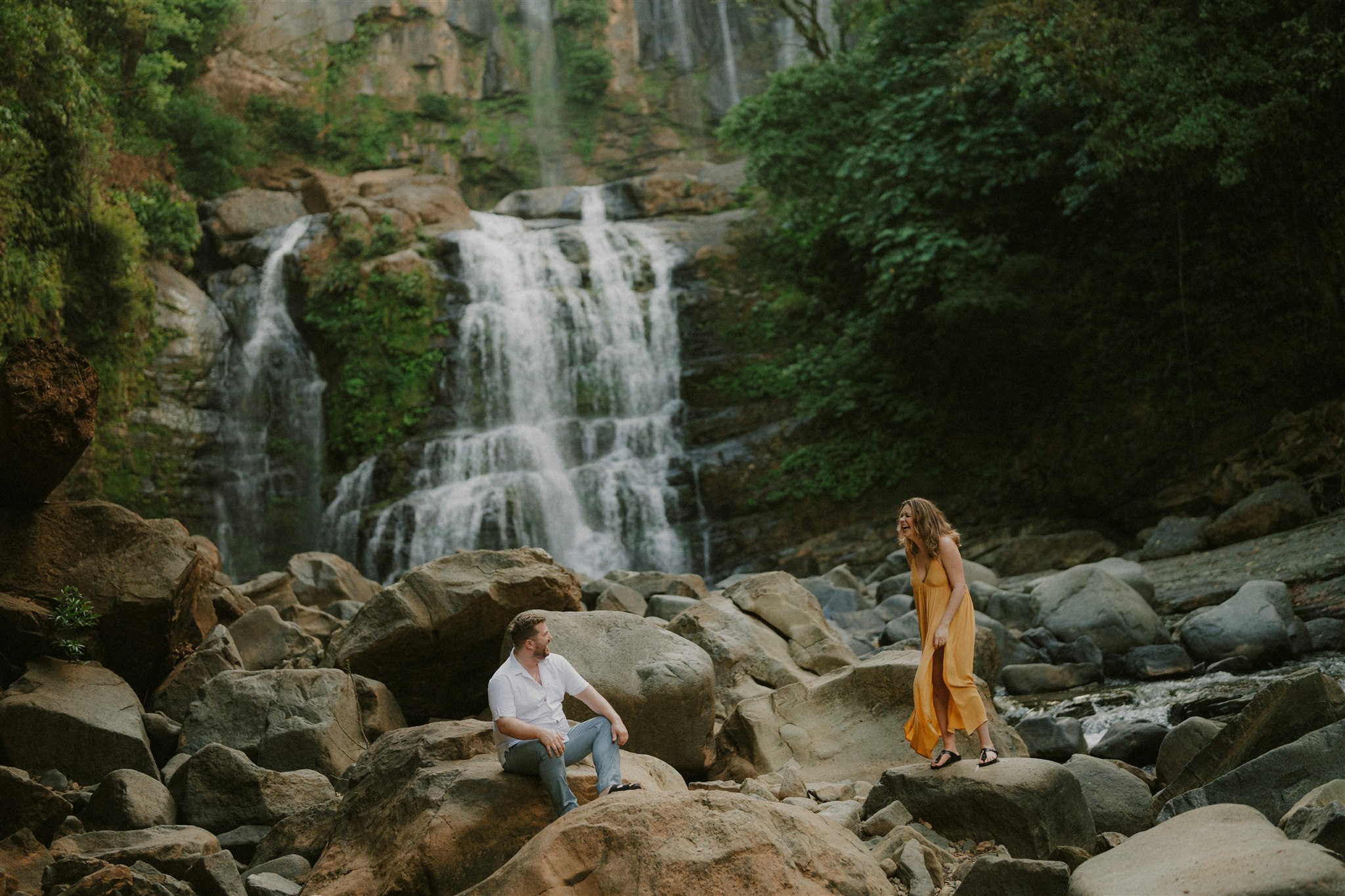 Nauyaca Waterfalls Photoshoot in Costa Rica • Mil Besos